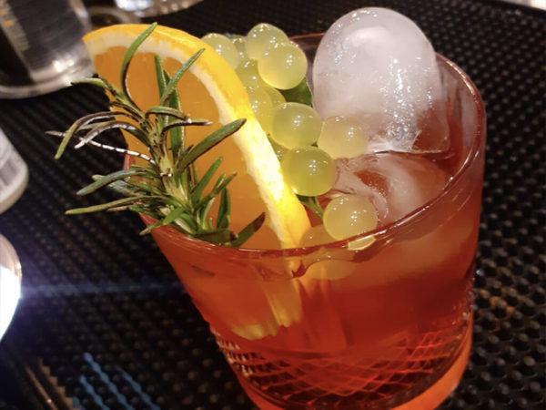 Litchi Spritz - Myo Bubble Tea